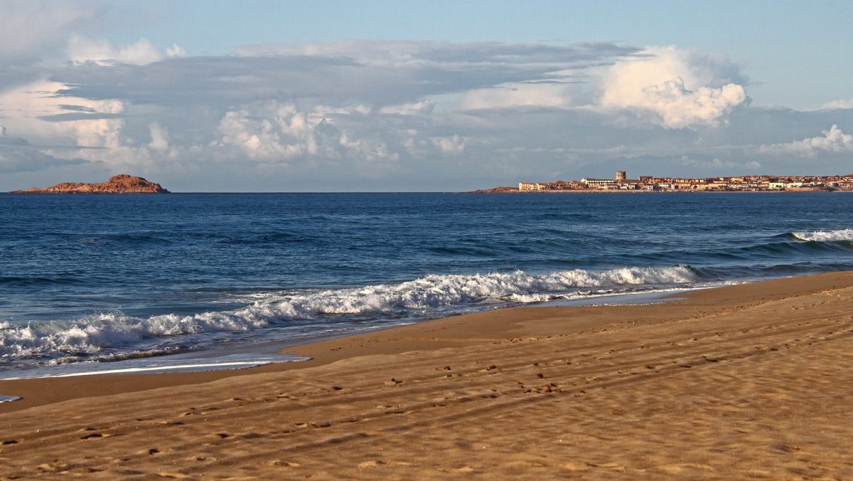 Isola Rossa, Sardegna: cosa vedere, i posti più belli | Viaggiamo
